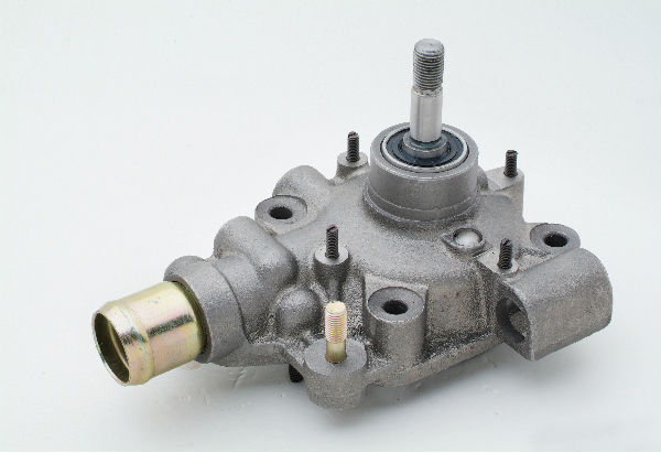 China Car Water Pump for IVECO, Customized Specifications Accepted, OEM ...