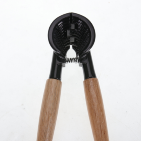China Nutcracker, Walnut Plier Opener Tool,Nut Cracker Machine with ...