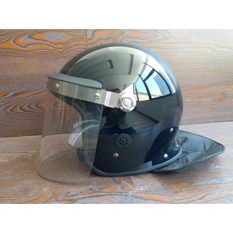 China Advanced Straight mirrored visor security Anti Riot Protective ...