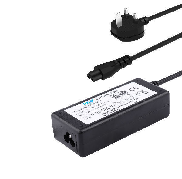 Desktop Type SELV IP20 12V 2A AC DC Switching Adapter For Indoor Use ...