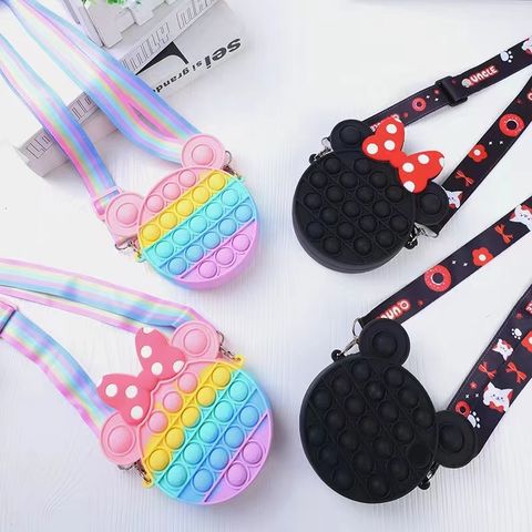 China Macaron Fidget Toys Bags Silicone Push Pop Bubble Sensory Toys ...