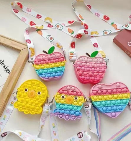 China Fidget Bags Toys Cat Animals Shaped Samll Size Silicone Push Pop ...