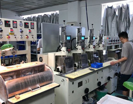 Wholesale optical glass 30 60 90 degree Littrow Dispersion Prisms With ...