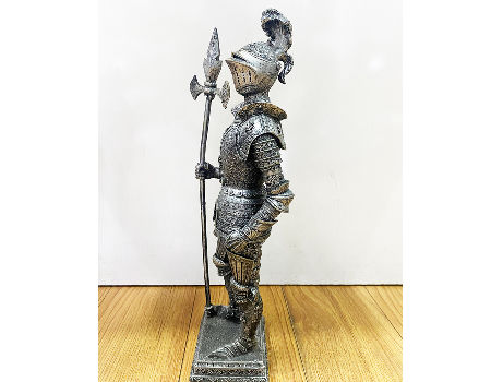 China Metal Statue Warrior Sculpture Soldier Statue Armour Statue on ...