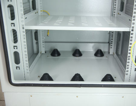 China Transmission Cabinets IP Outdoor Cabinet on Global Sources ...