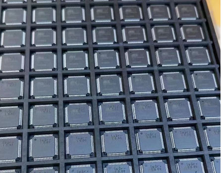 AT32UC3B0256-A2UT 32-bit Microcontrollers - MCU 32-bit 256KB Flash ...