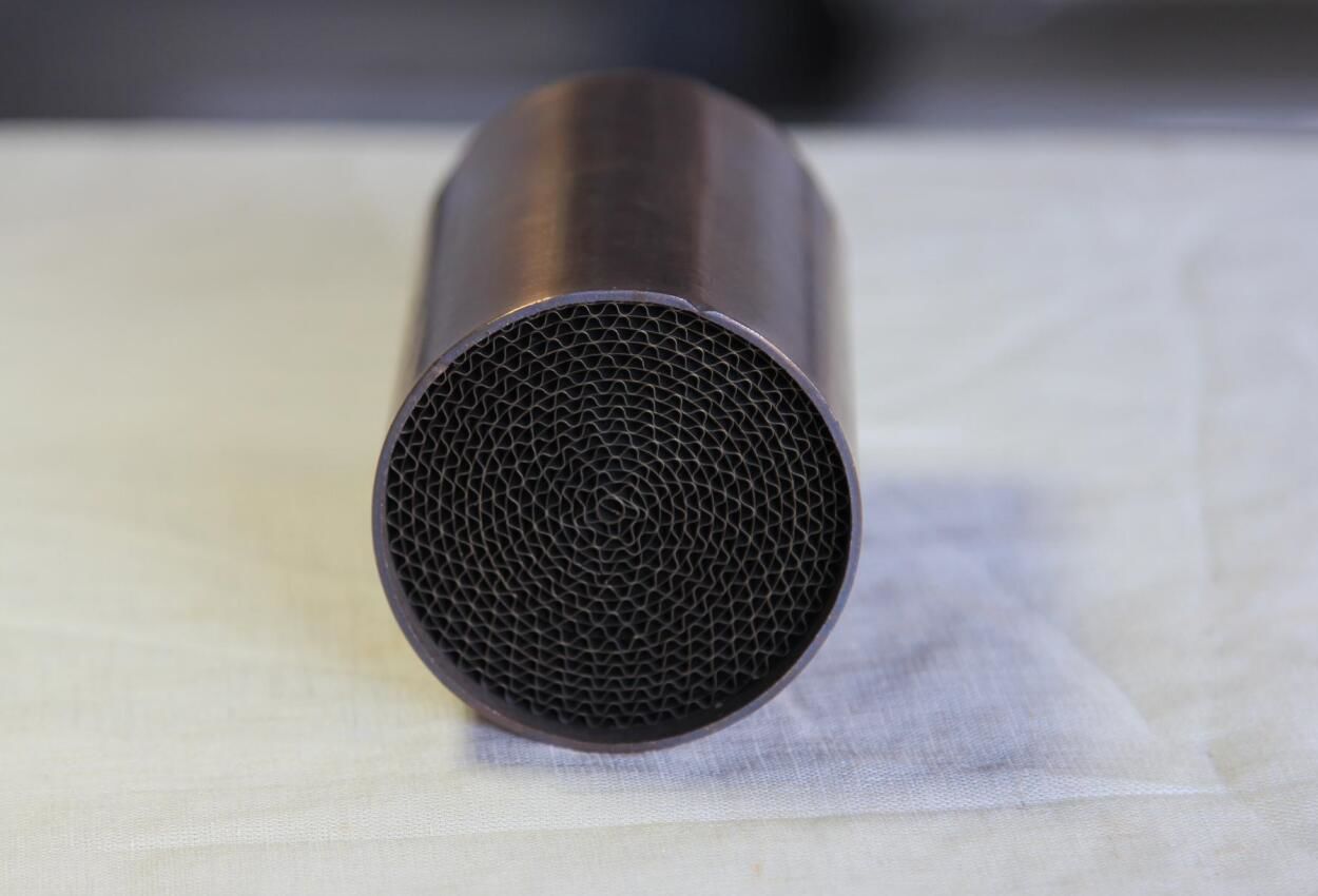 Buy Wholesale China High Performance Universal Catalytic Converter ...