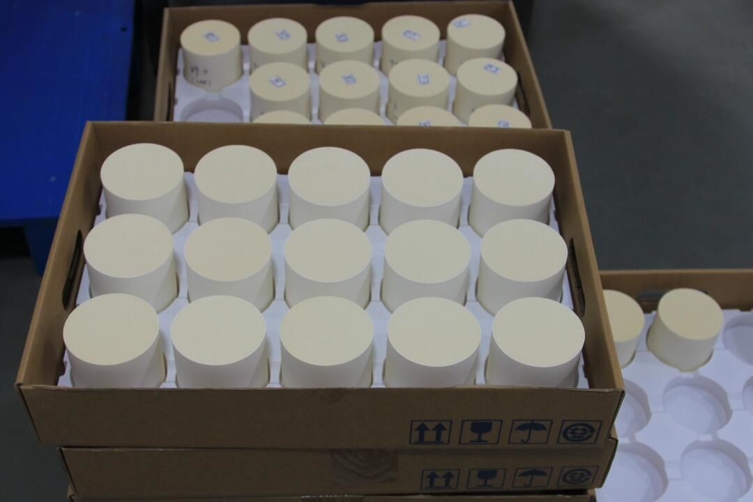 Buy Wholesale China High Performance Universal Catalytic Converter ...