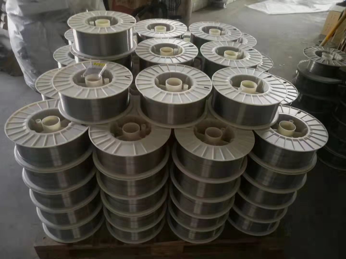 Export Special Wire Hardfacing Wire , Flux Cored Welding Wire, Export ...