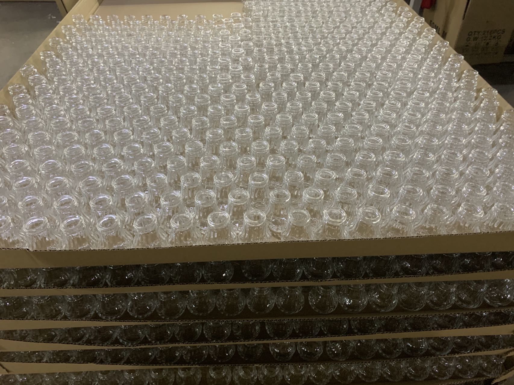 250ml 8oz Clear Boston Shape Beverage Glass Bottle For Drinking - China ...