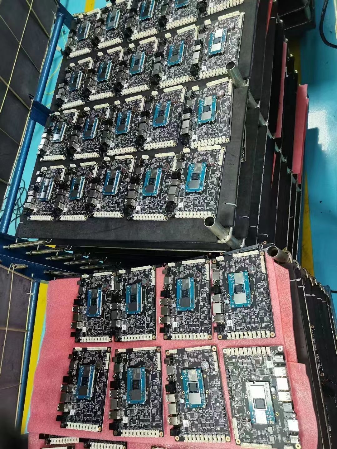 Android Board With Touch Lcd Screen Quad Core Cpu Development Mainboard ...