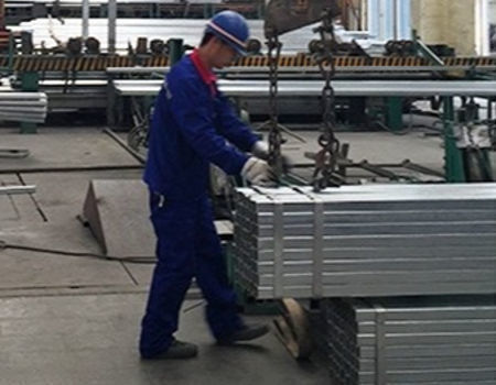 Factory Price 2x2 3x2 3x4 4x4 2x6 Structural Steel Galvanized ...
