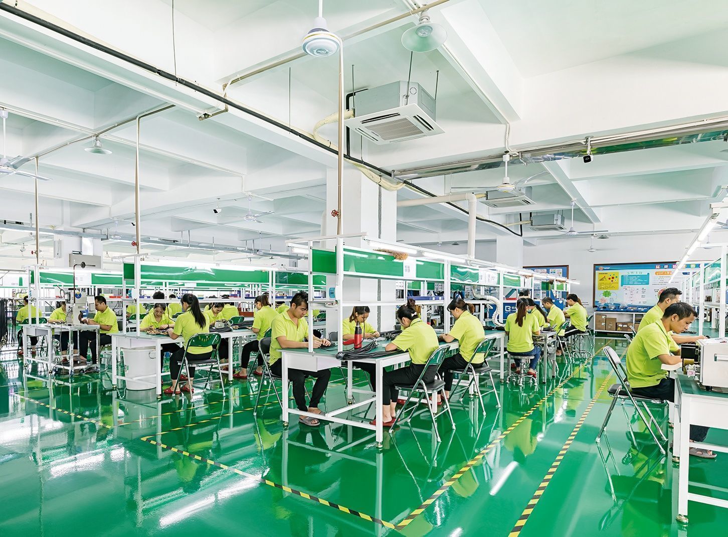 Buy Wholesale China Wholesales High-power Iec320 C15 To Eu 2p+e Plug ...