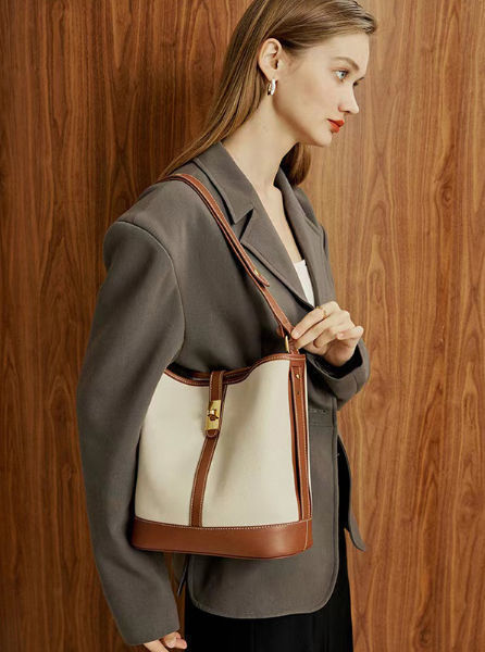 Buy Wholesale China Emg7096 Cinhetic 16 Wholesale Replica Bag Replica ...