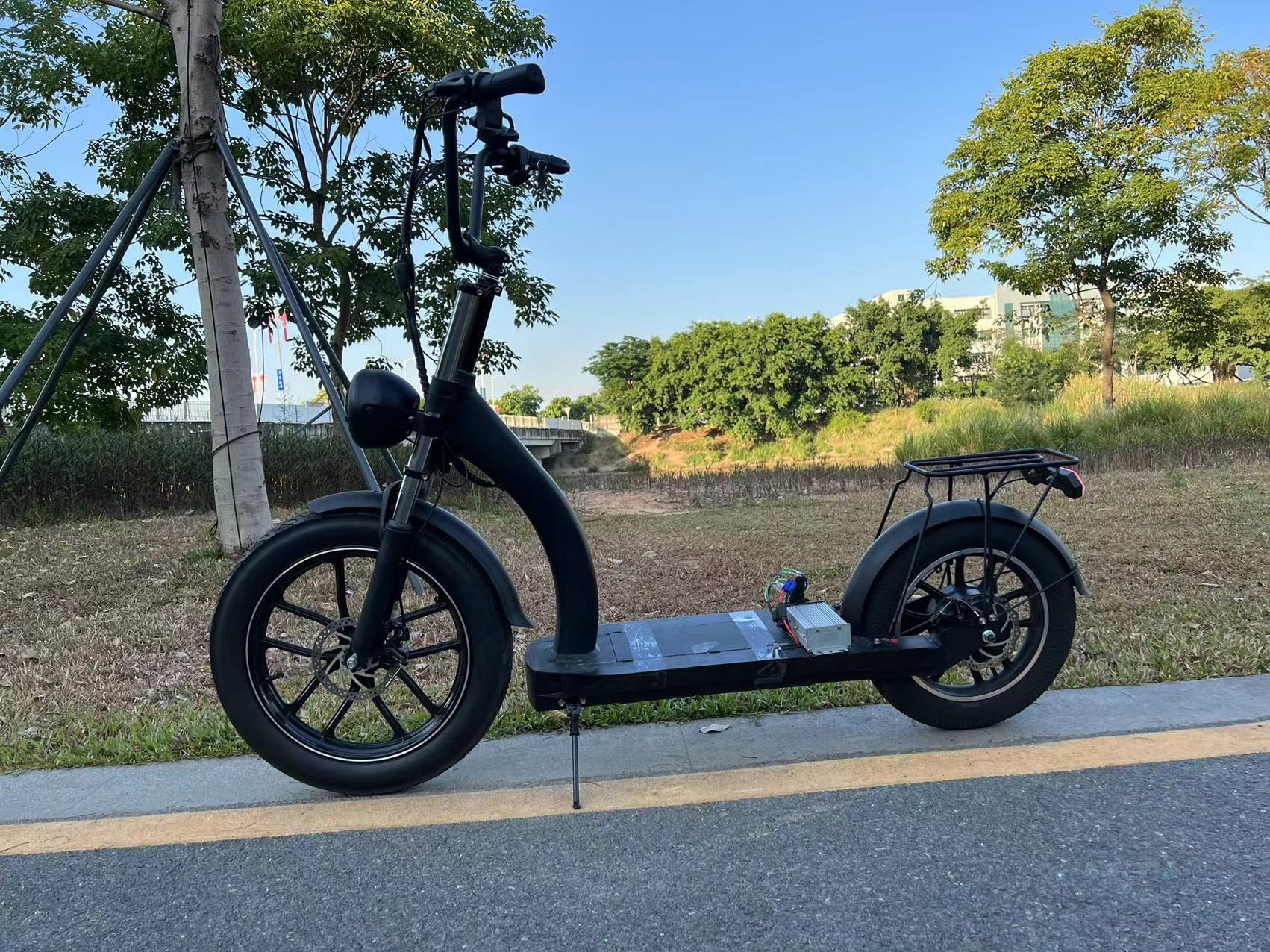 Factory Direct High Quality China Wholesale Sky One Two Big Wheel Stand ...