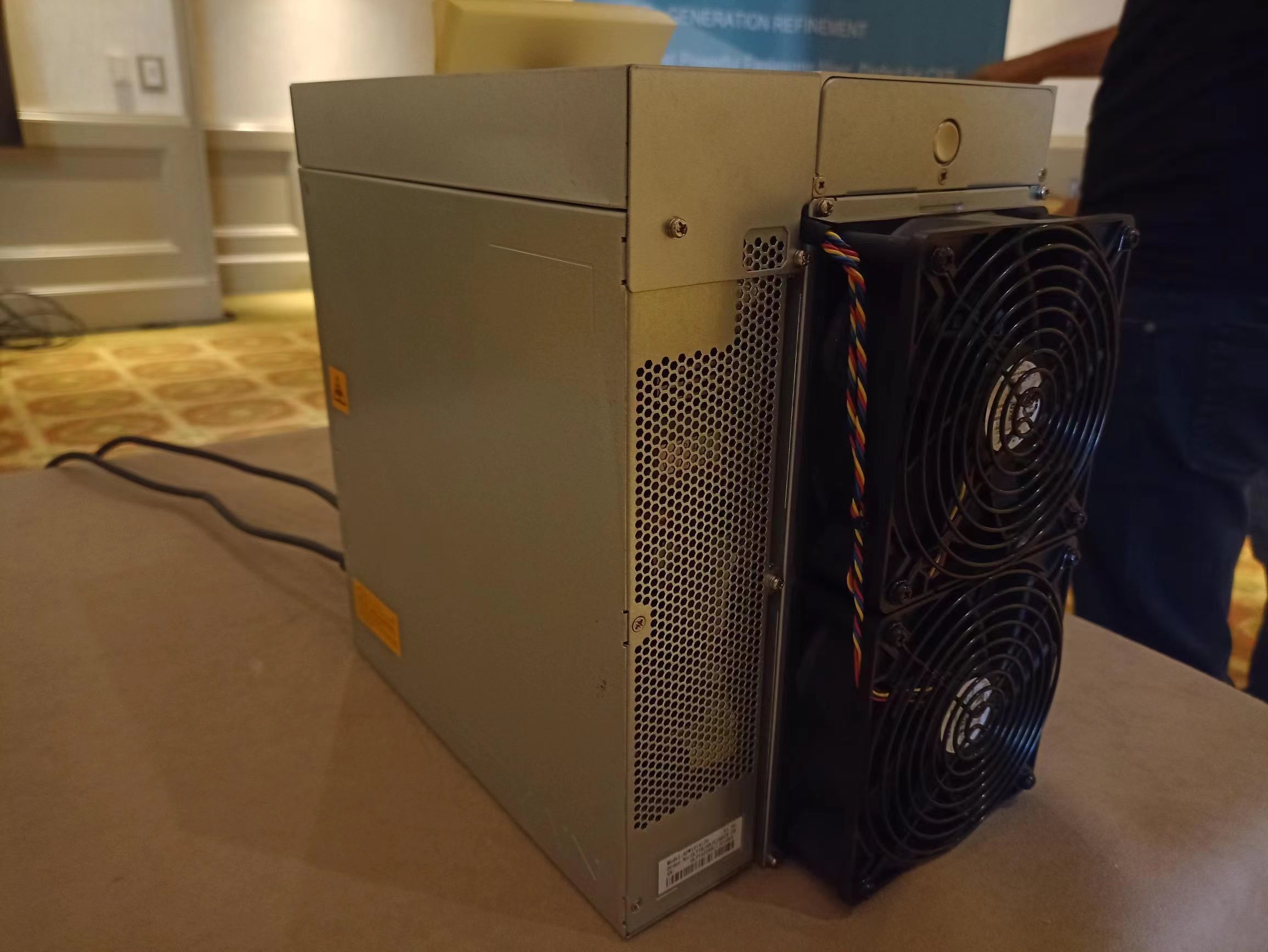 Bitmain Antminer K7 63.5t 3080w, Crypto Miner, Blockchain Miner, Miner ...