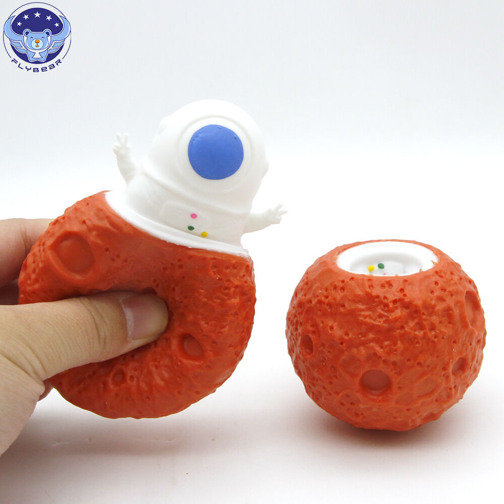 Buy Wholesale China Squeeze Astronaut Toys Decompression Spaceman Cup ...