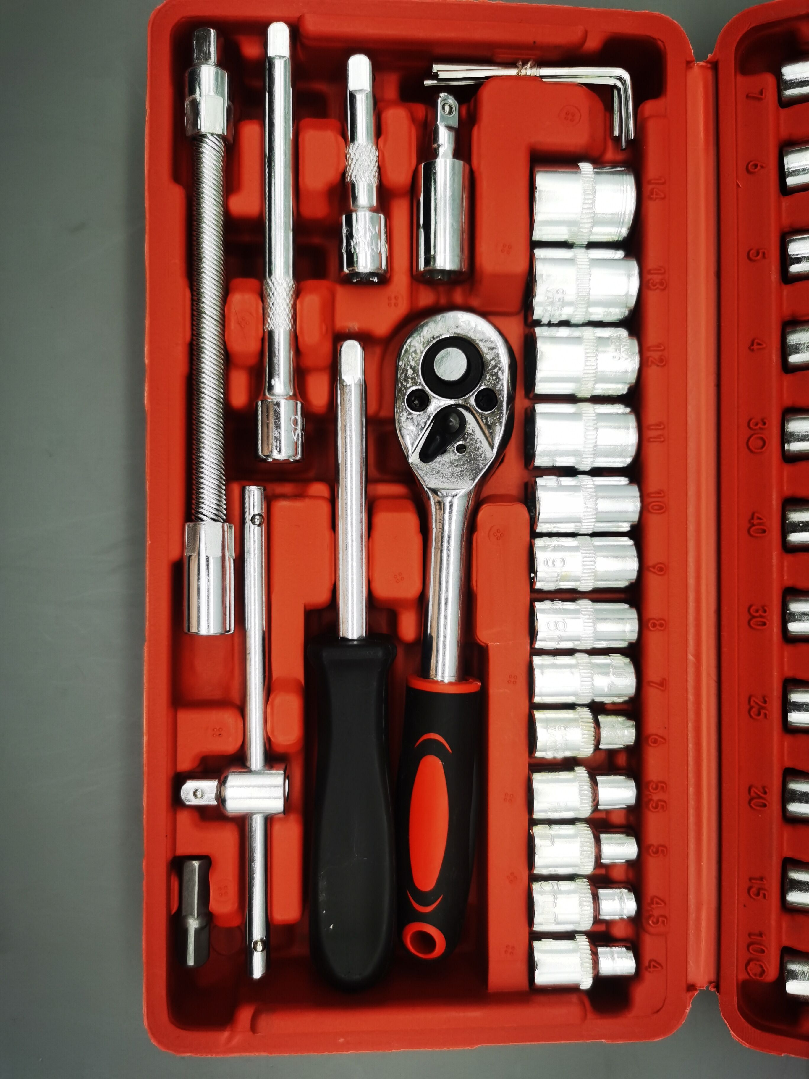 Factory Direct High Quality China Wholesale 1/4inch46pcs Socket And ...