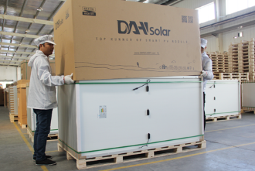 Eu Stock Dah Solar Panels 545w 550 Watt Solar Panel For Sale $97.2 ...