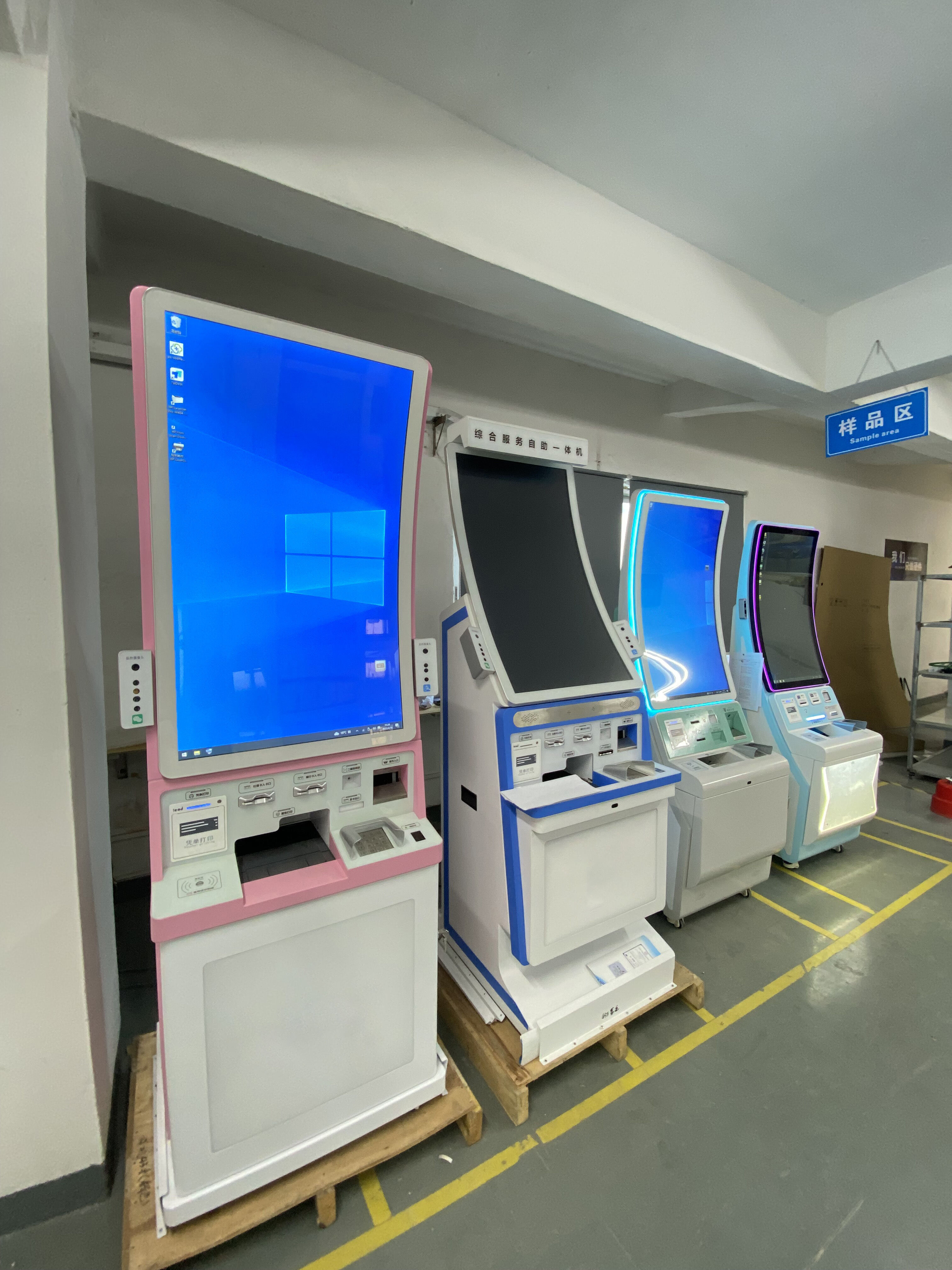 Buy Wholesale China Hospital Curved Screen Display Kiosk With Nfc Card ...