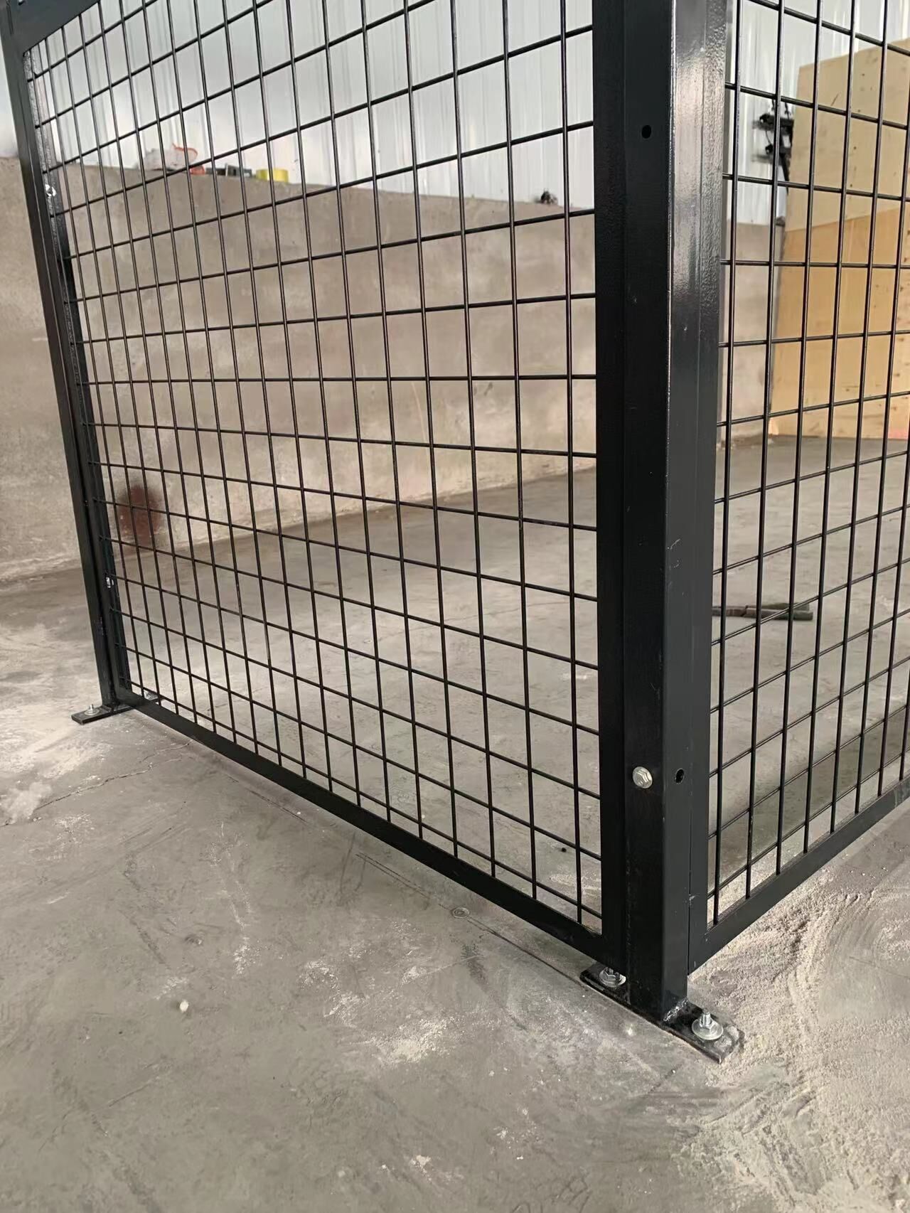 Buy Wholesale China Welded Wire Mesh Machine & Robot Guarding Fence ...