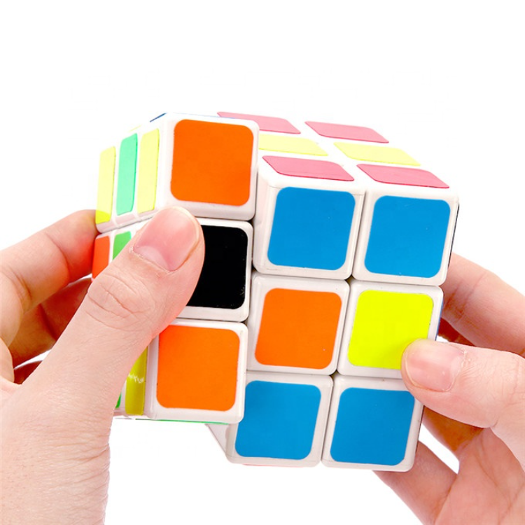 Fidget Toy 7.5cm 3 Layer Puzzle Game Toy Magical Speed Cube With White ...