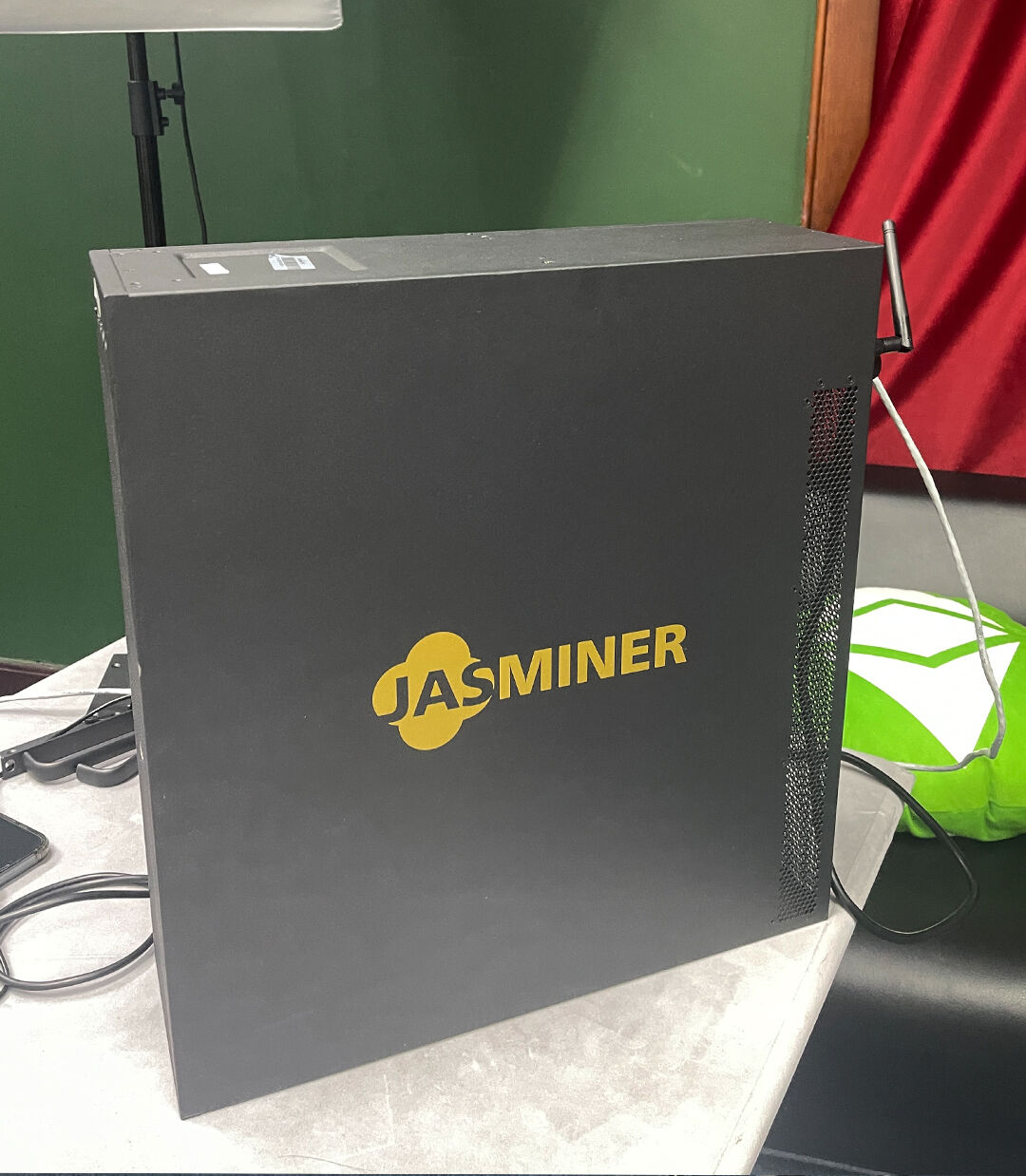 Buy Wholesale China Best Factory Jasminer X16-q 1950m Etc Zil Mining Machine Server In Stock ...