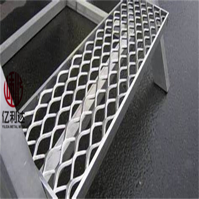 Buy Wholesale China Iso 9001 Factory Made Expanded Metal Stair Tread ...