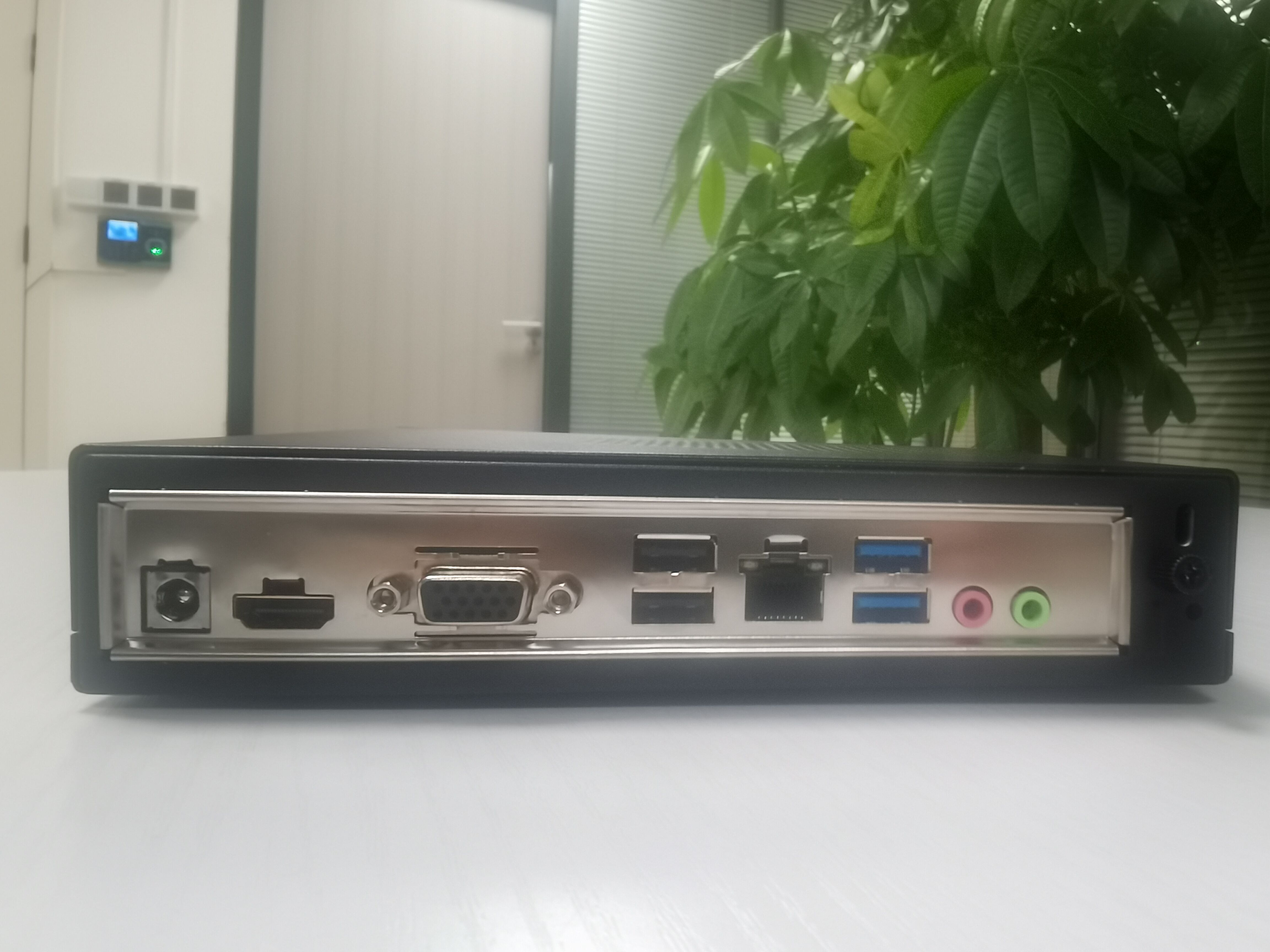 Buy Wholesale China Factory Price Portable And Functional Metal Mini Pc ...