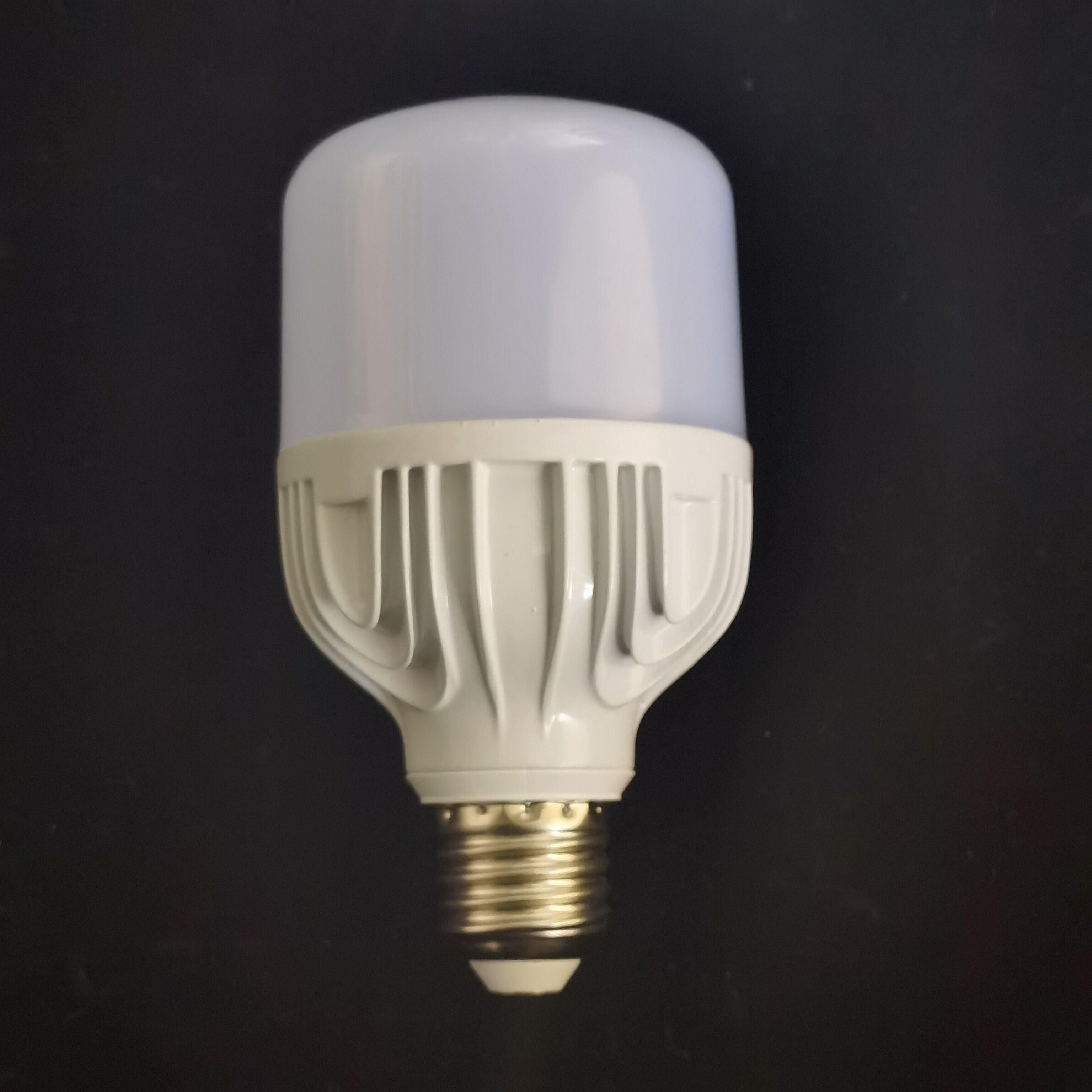 Buy Wholesale China Wholesale 20w Led Bulb T80 Bulb E27 Base For Garage ...