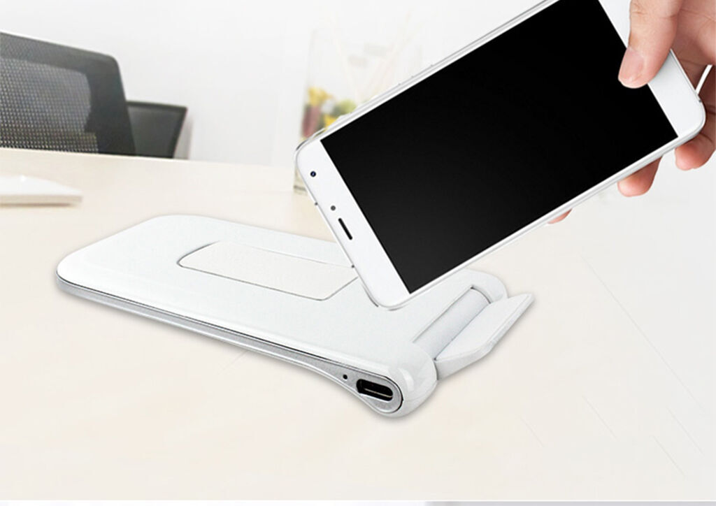 Buy Wholesale China Qi Ce Fcc 15w 2 Coils Fast Charging Slim Portable ...