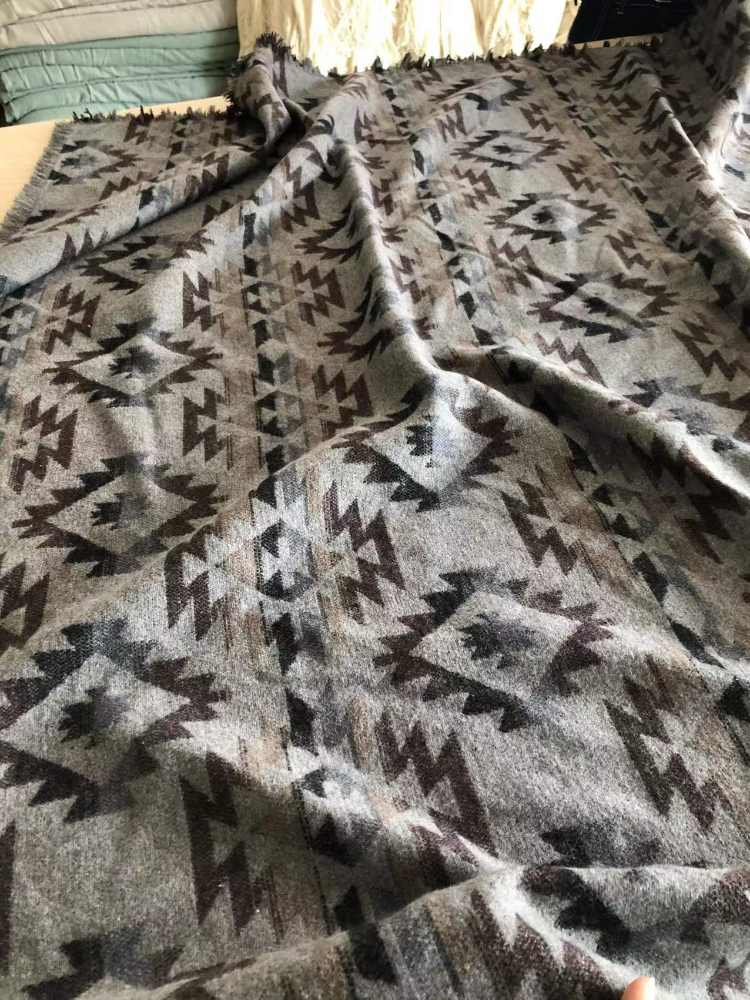 North American Style Aztec Print Custom Size Woolen Geometric Woven ...