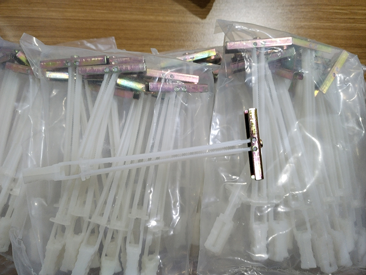 Buy Standard Quality China Wholesale Manufacture Nylon Wall Anchor ...