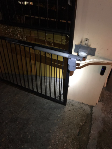 Buy Wholesale China Dual Arms Gate Operator Automatic Swing Gate ...