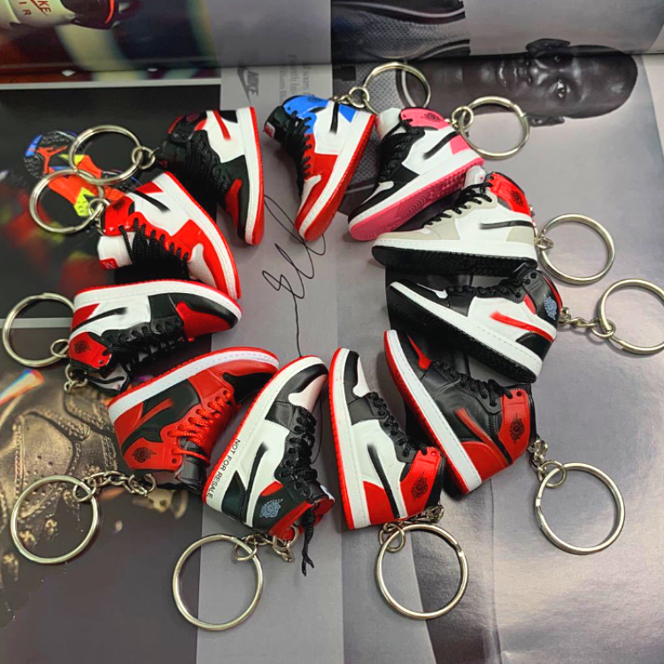 Factory Wholesale Mini 3d Sneaker Keychains Mini Shoe Keychain ...