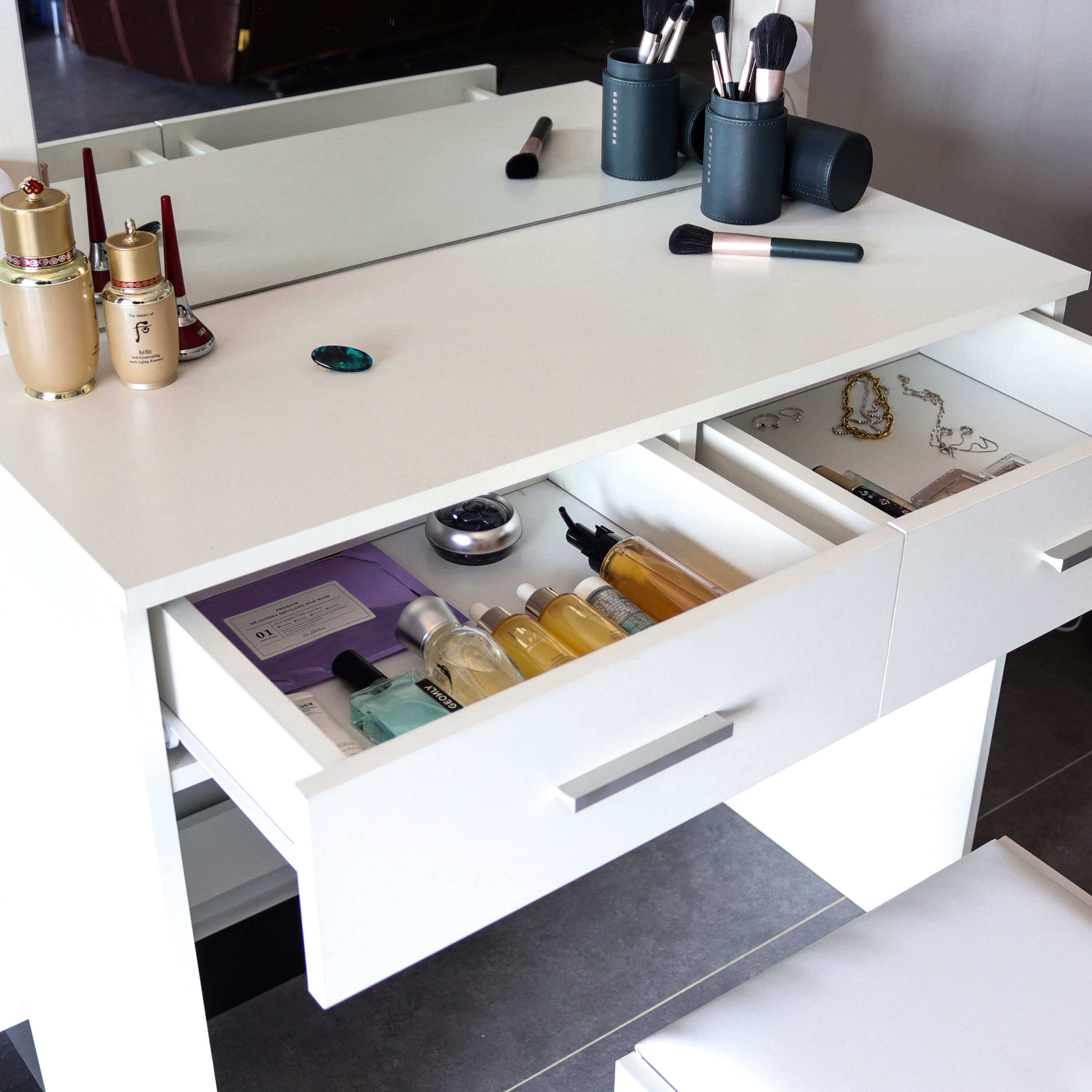 Buy Wholesale China Hot Selling Solid Wood Bed Room Home Furniture Set ...