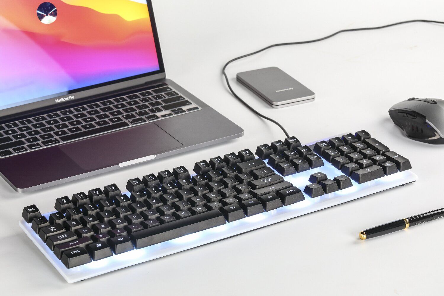 Buy Wholesale China Gaming Keyboard 7-color Rainbow Led Backlit, 104 ...