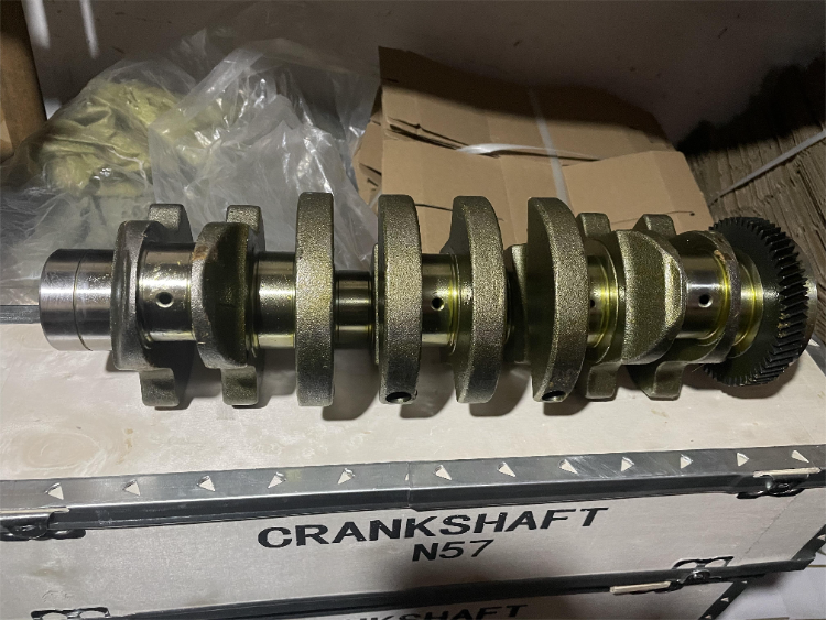 Bulk Buy China Wholesale Kusima Factory Crankshaft For Mercedes-benz ...