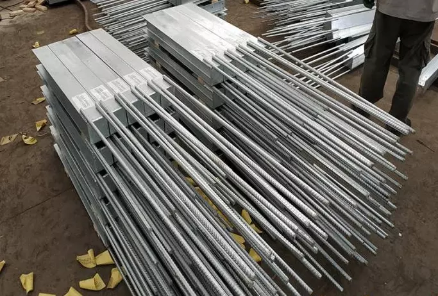 Buy Standard Quality China Wholesale Galvanised H Steel Welded Rebar ...