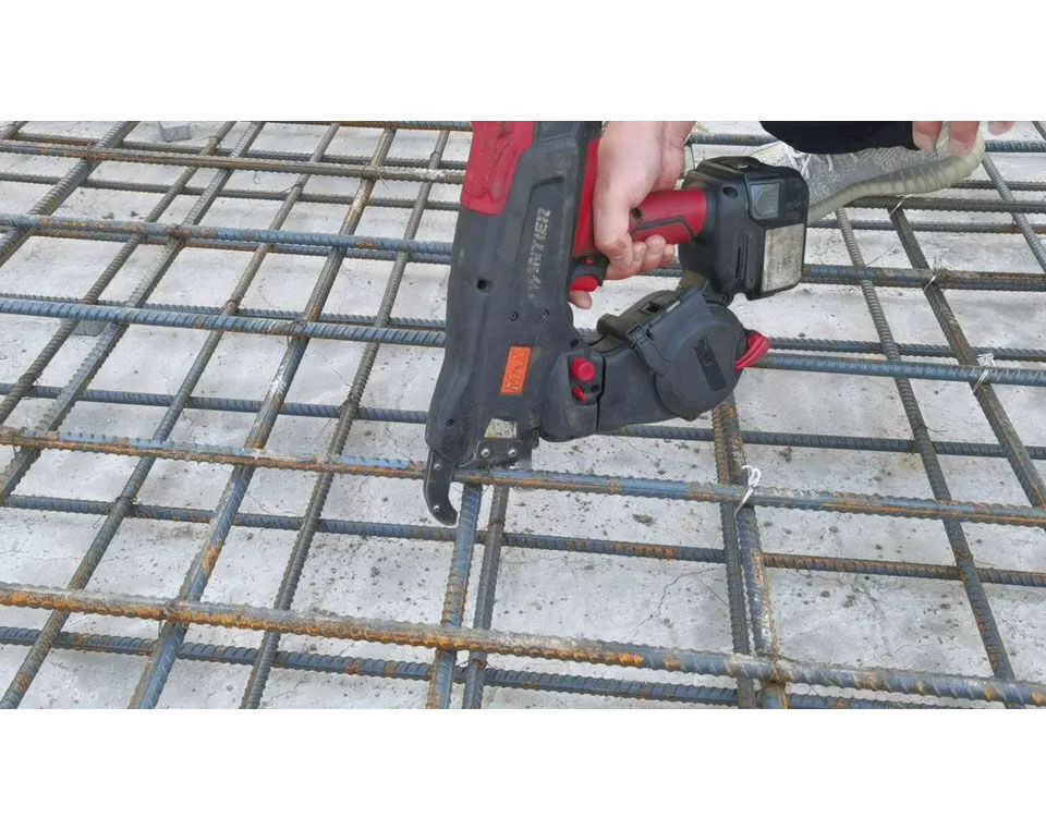 Bulk Buy China Wholesale Pvc Coated Rebar Tie Wire For Construction $1 ...