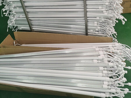 Buy Wholesale China Dimmable Hontech High Quality Led Poultry Light For ...