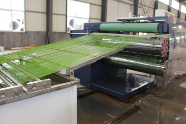 Non Fill In Synthetic Turf Artificial Grass Carpet For Football Stadium ...