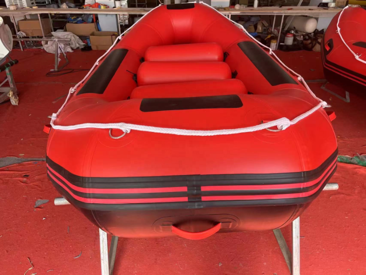 Hot Sale Inflatable Packraft Inflatable White Water Raft / Rafting Boat ...