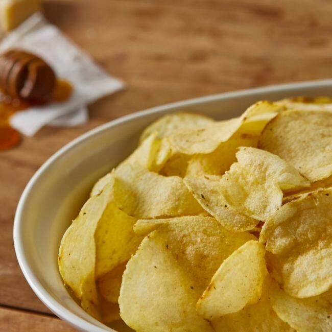 Buy Wholesale Canada Lays Halal Potato Chips 70g, 100g, 140g & Lays ...