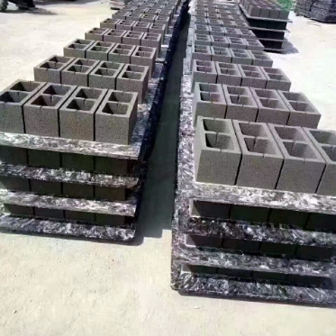 Buy Wholesale China Gmt Brick Plastic Pallets For Block Making Machine ...