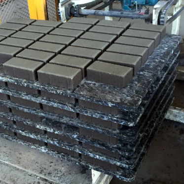 Buy Wholesale China Gmt Brick Plastic Pallets For Block Making Machine ...