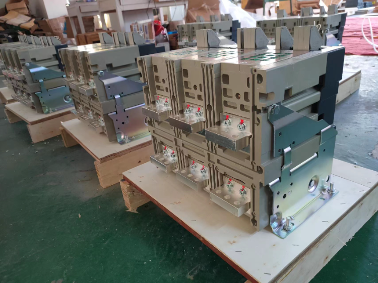 Masterpact Acb 3p Drawout Type Air Circuit Breaker 4000a - Explore ...