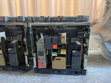 Masterpact Acb 3p Drawout Type Air Circuit Breaker 4000a - Explore ...