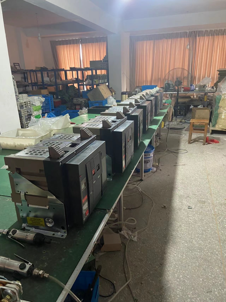 Masterpact Acb 3p Drawout Type Air Circuit Breaker 4000a - Explore ...