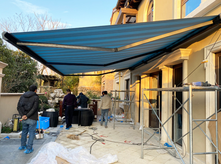 Oem Outdoor Retractable Awning Canopy Full Cassette Motorized Awning ...